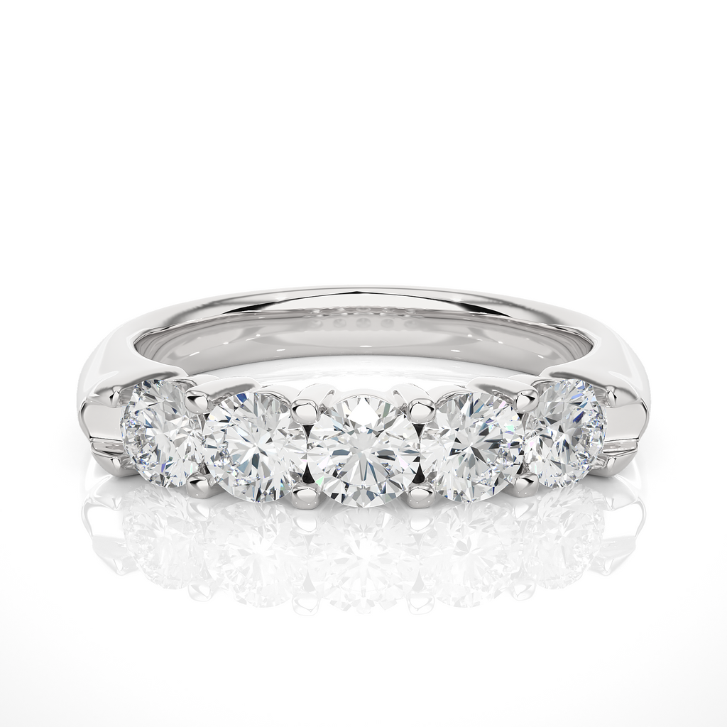 Adorable anillo de moissanita con puntas compartidas de cinco piedras ...